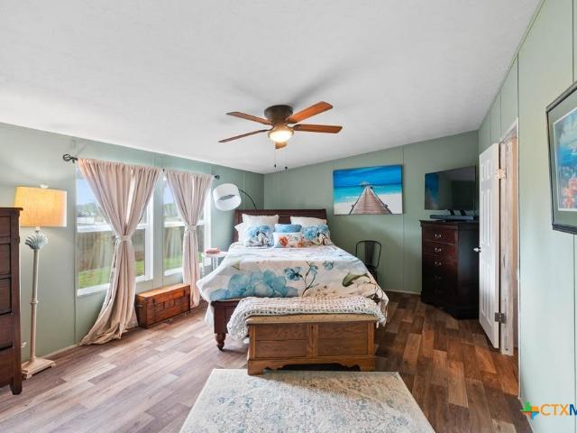 239 Allen M Parks Dr, Rockport, TX 78382 | MLS #609127