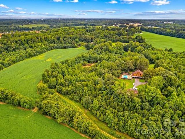 239 Belfast Rd, Statesville, NC 28677