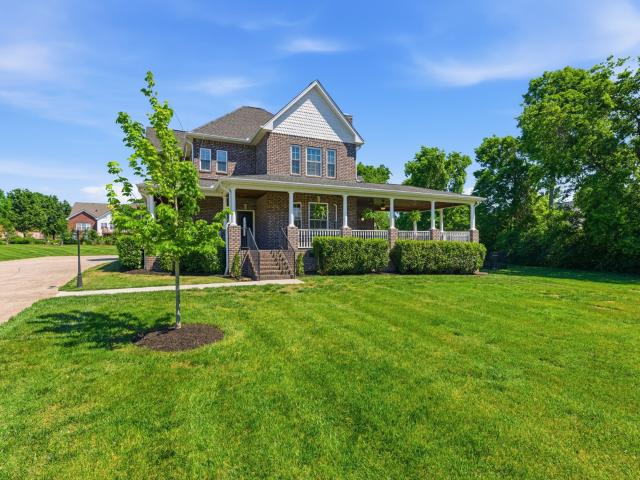 239 Grandview Cir