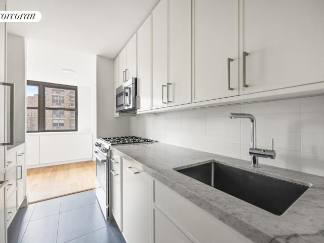 239 E 79TH Street 10G