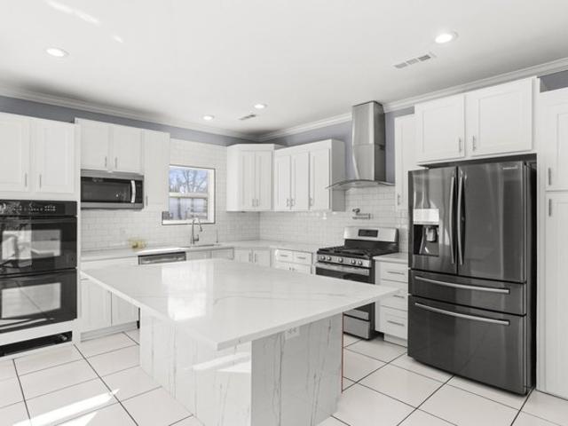 239 E Bledsoe St, Gallatin, TN 37066