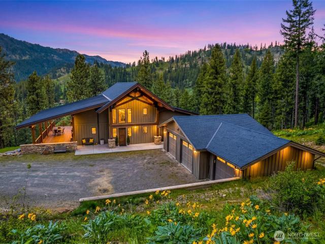 239 Foxridge Lane