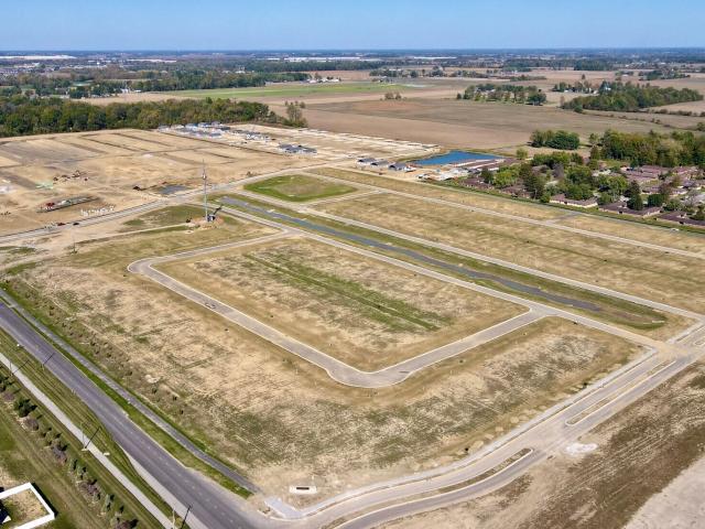 239 Holly Ln, Greenfield, IN 46140 | MLS #22082 | Compass