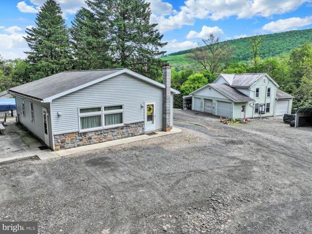 239 Hill St, Lykens, PA 17048