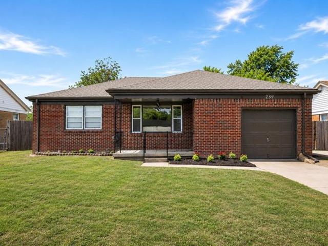 239 Hungerford Ave, Haysville, KS 67060