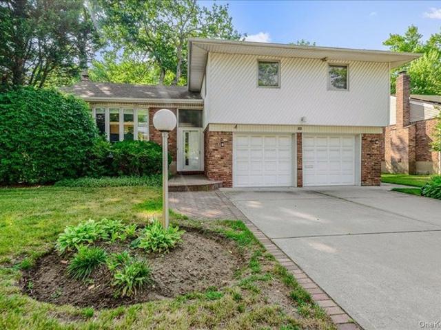 239 Hungry Harbor Rd, North Woodmere, NY 11581