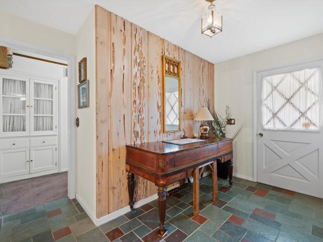 239 Old Pine Cir