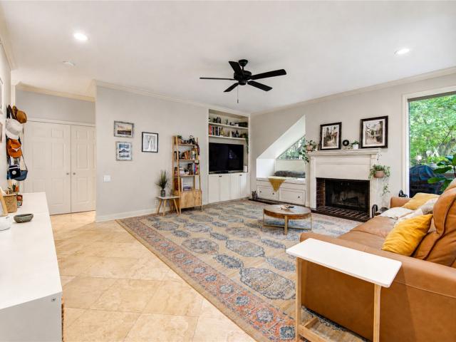 239 Litchfield Lane