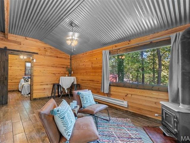 239 Little Dogwood Lake Rd, Burfordville, MO 63739