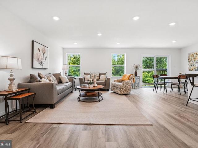 239 Monroe Avenue