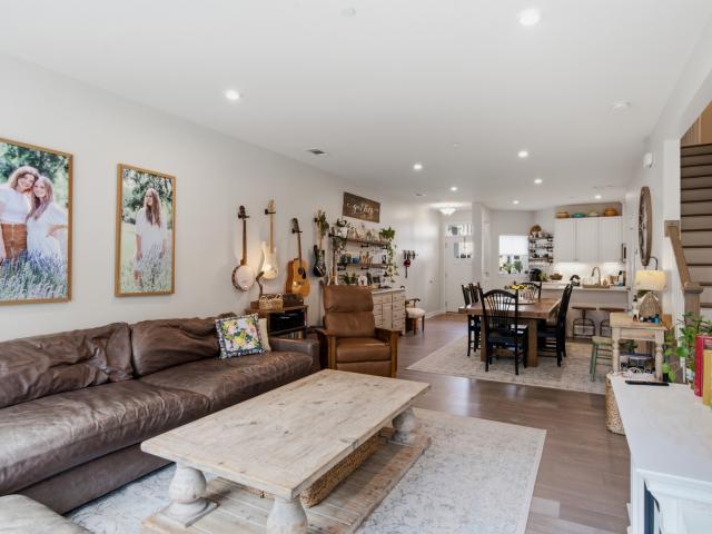 239 Marion Rd