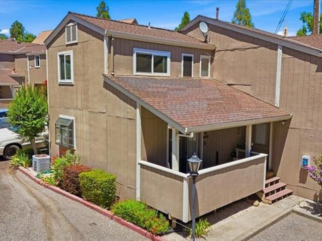 239 Mill St Apt 6, Grass Valley, CA 95945