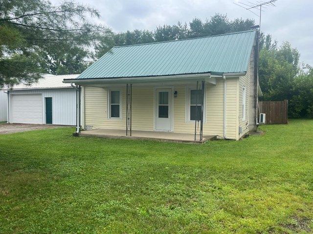 239 N Middle St, Russellville, OH 45168