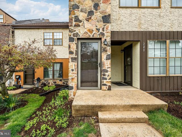 239 Smallwood Ct, Unit 239, West Chester, PA 19380 | MLS #PACT2124 | Compass