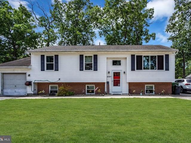 239 Salvia St, Browns Mills, NJ 08015