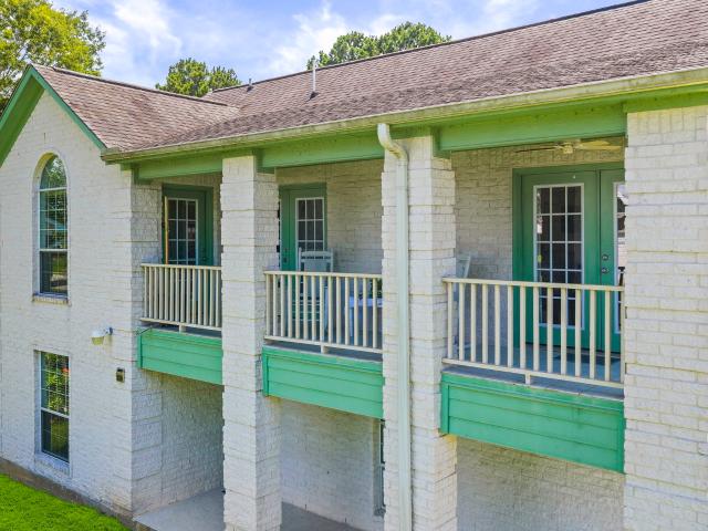 239 Skyline Dr
