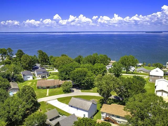 239 Skyline Dr, Coldspring, TX 77331