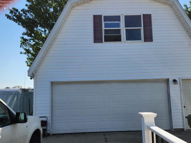 239 Spring Crest