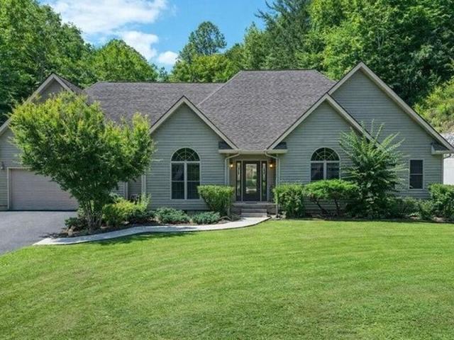 239 Sulphur Springs Rd, Cranks, KY 40820