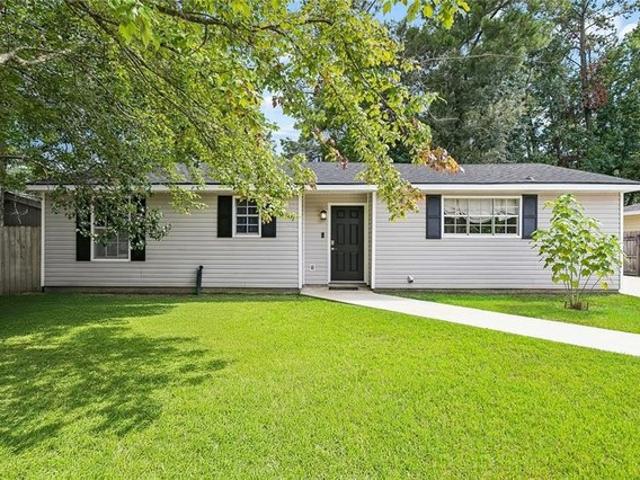239 Surgi Dr, Mandeville, LA 70448