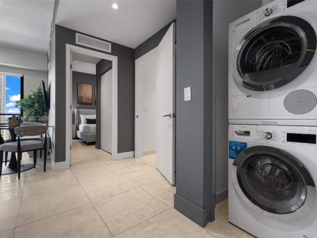 239 SW 9th St, Unit 1604, Miami, FL 33130 | MLS #A11946