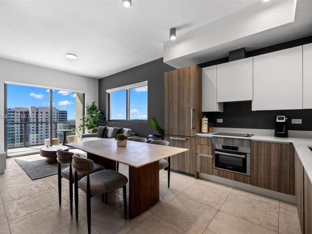 239 SW 9th St, Unit 2102, Miami, FL 33130 | MLS #A11945