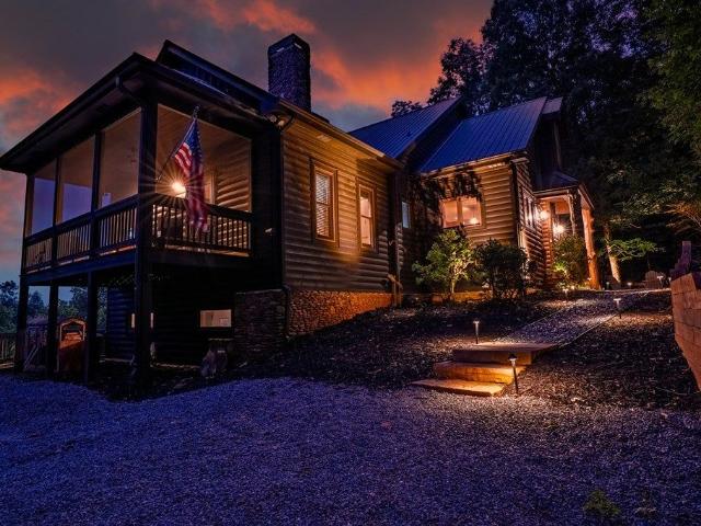 239 Ridge Top Dr, Ellijay, GA