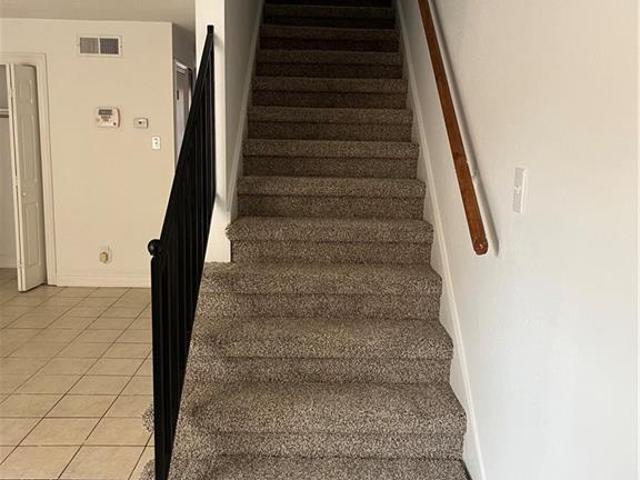 239 W Esplanade Avenue # 3