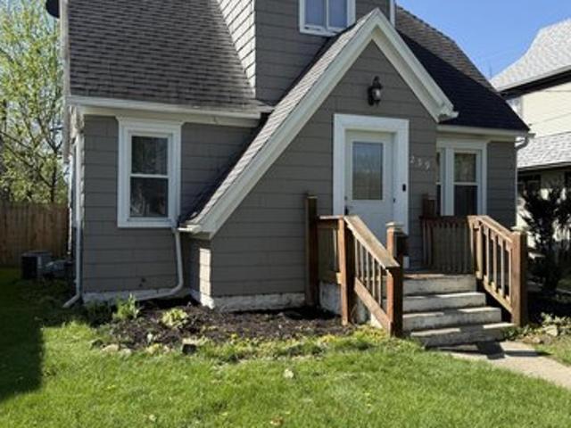 239 W Palmer Ave, Jackson, MI 49203