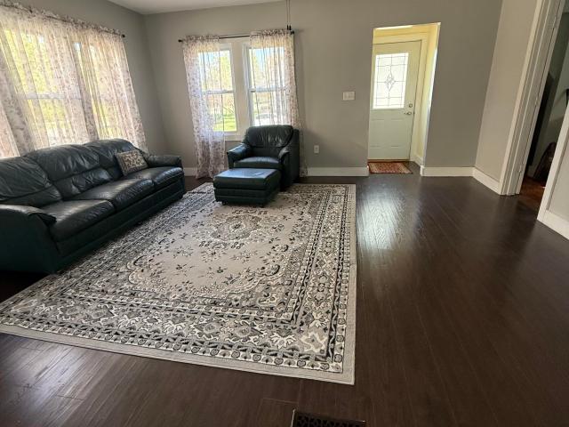 239 W Palmer Avenue