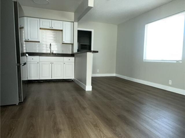 239 W Philadelphia Avenue 6