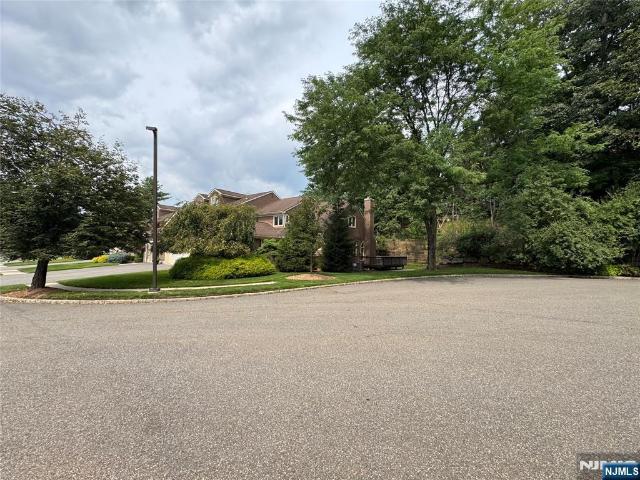 239 Westervelt Lane