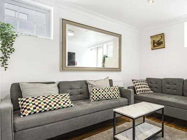 27 45 Grove Crescent Road, London, E15 1BJ, United Kingdom | 4 bed house for rent #128881633 | Rentberry