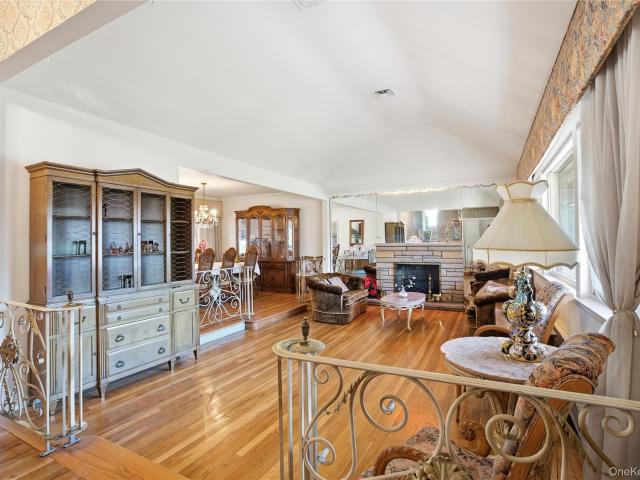 27 17 th Street