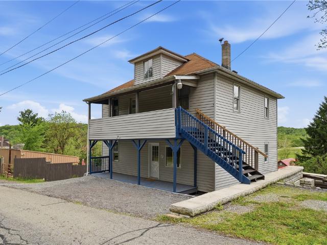 27 1st St