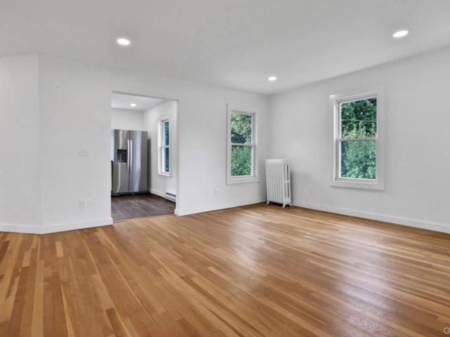 27 Tioronda Avenue Apartment #2