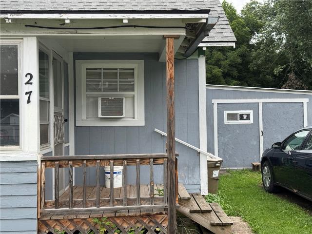 27 Trapping Brook Road