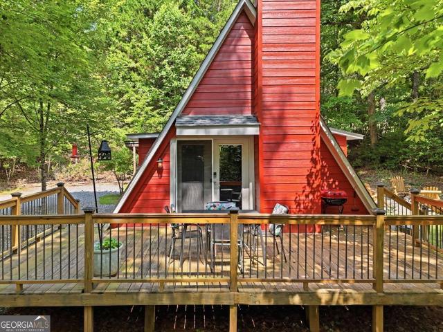 27 Two Cedars Road