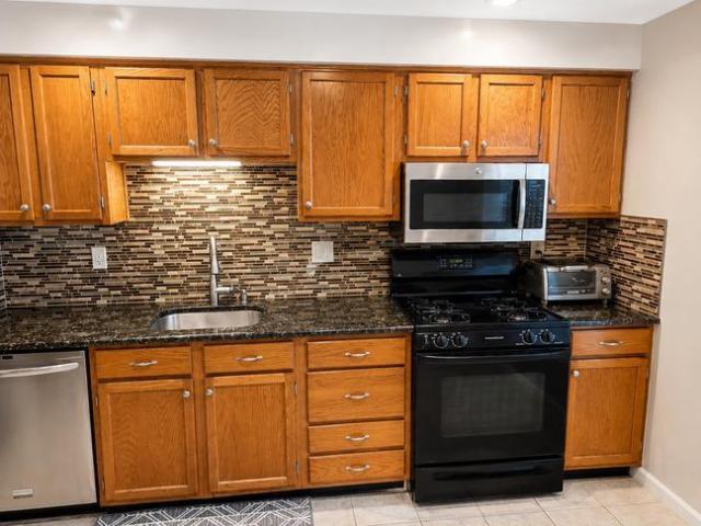 27 Tynemouth Court