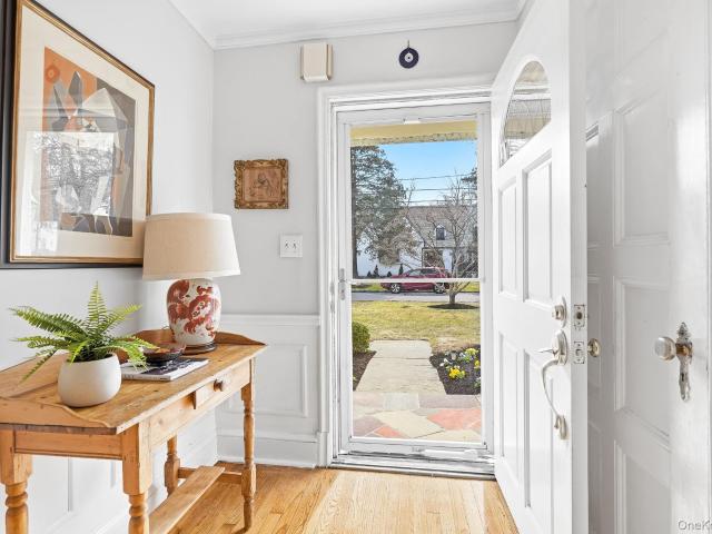 27 Valley Road