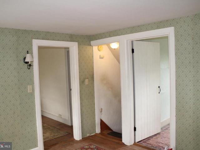 27 Valley Road