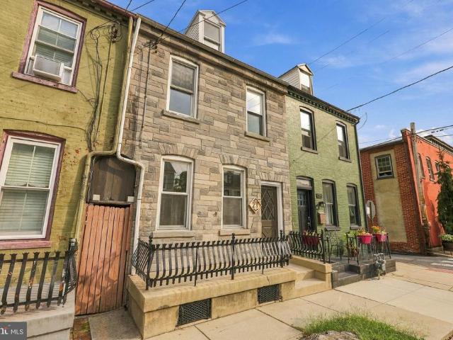 27 W New Street