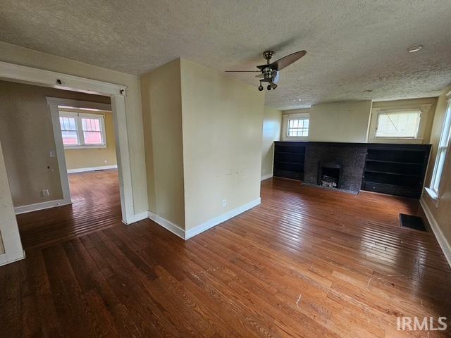 27 W Orchard Place