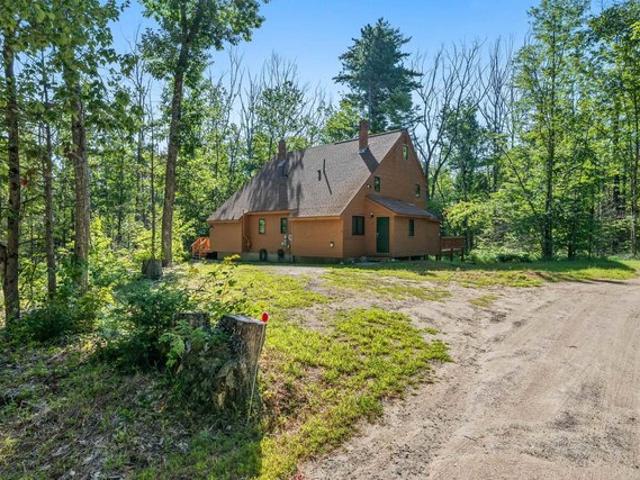 27 W Abbey Ln Unit 9, Conway, NH 03860
