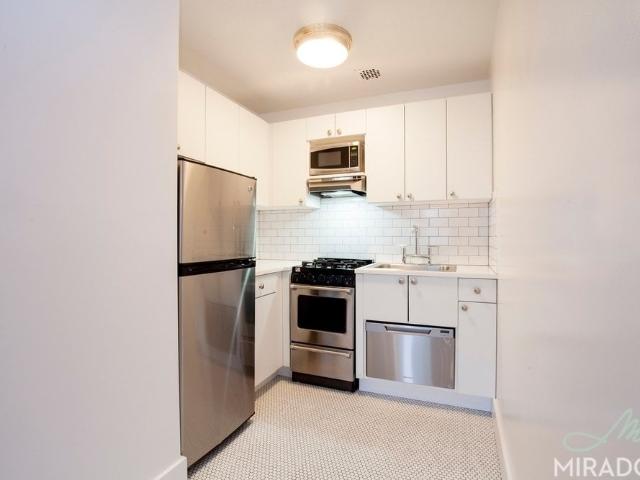 27 W 16th Street 5J