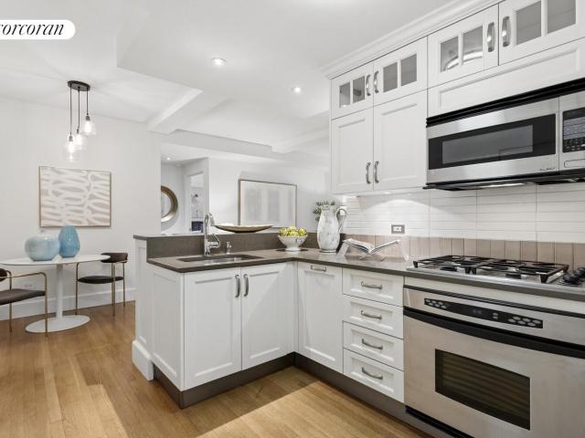 27 W 72ND Street 401