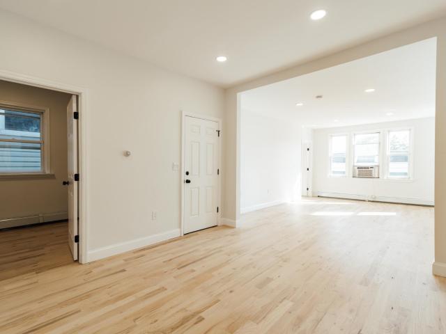 27 West 52Nd St