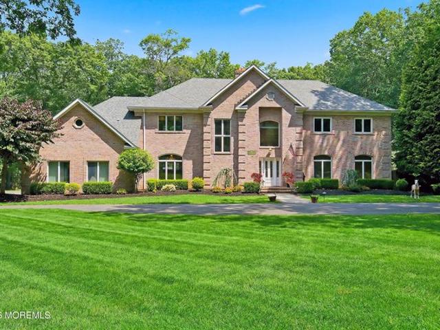 27 Westgate Ct, Colts Neck, NJ 07722