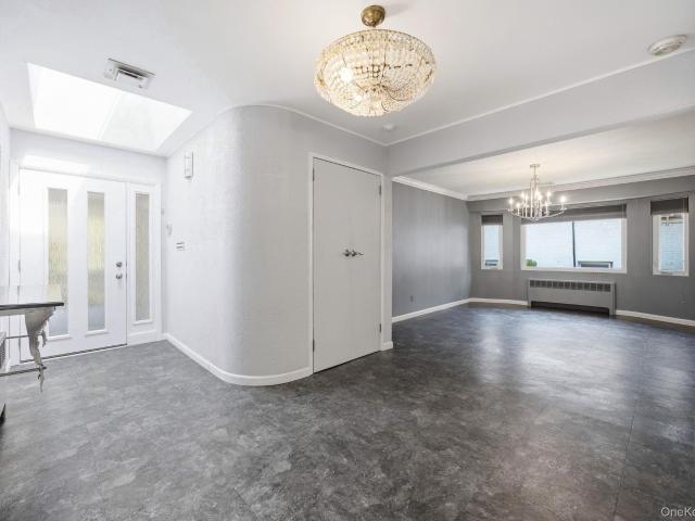 27 Whittier Drive