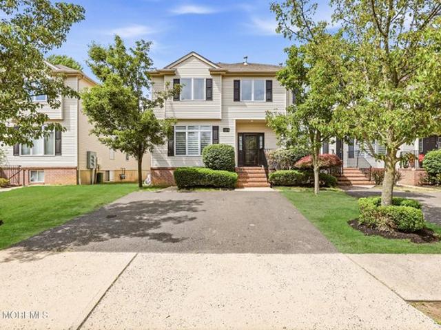 27 Windermere St, Lakewood, NJ 08701